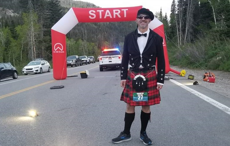 Fastest half marathon in highland dress (male) | 吉尼斯世界纪录