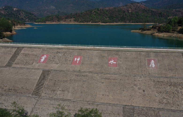 Tallest dam on soft ground | 吉尼斯世界纪录