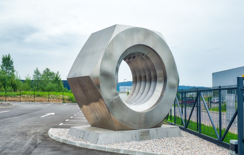 Largest hex nut | 吉尼斯世界纪录