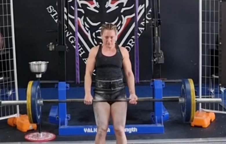 Heaviest deadlifted in one minute (female) | 吉尼斯世界纪录