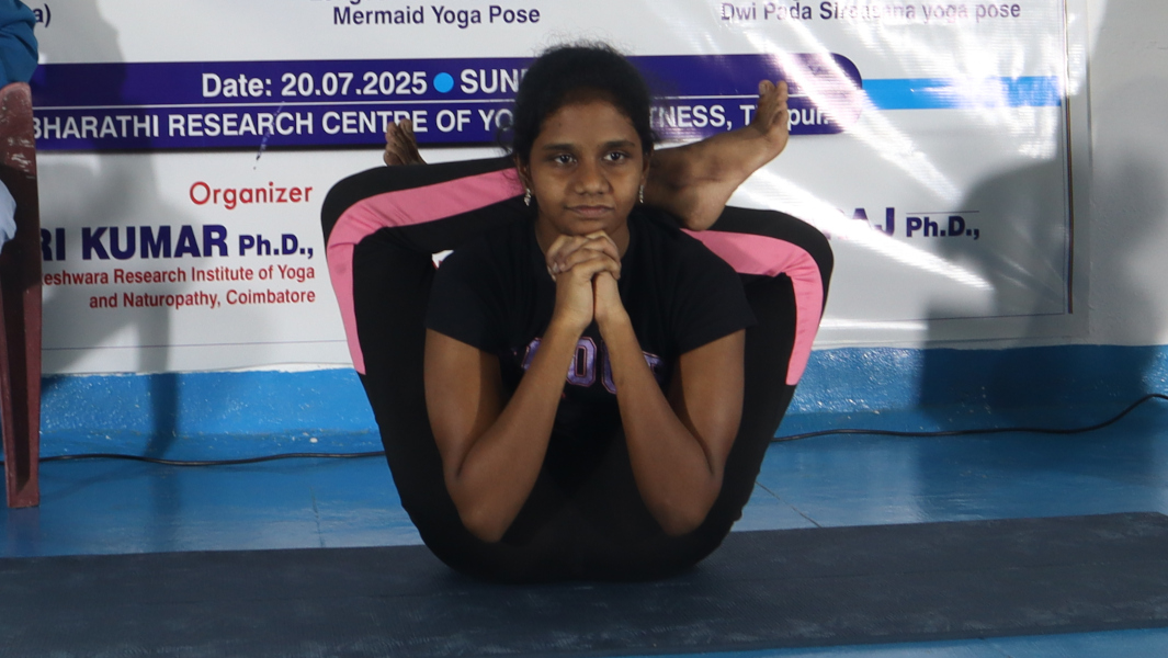 Longest time to hold the Dwi Pada Sirsasana yoga pose | 吉尼斯世界纪录
