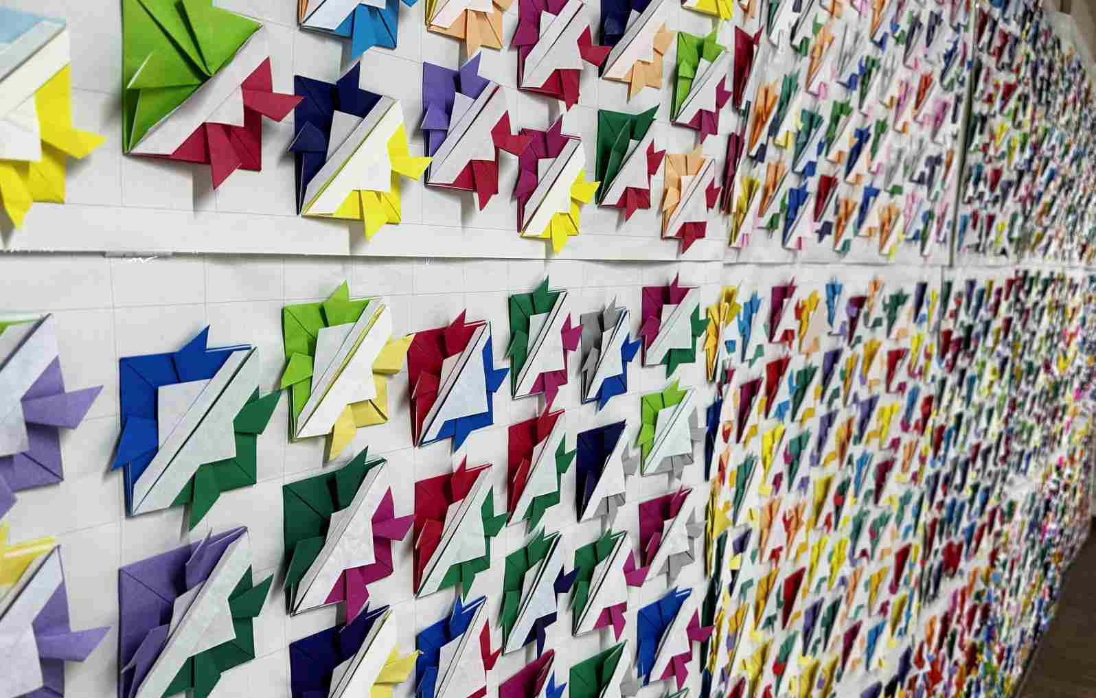 Largest display of origami samurai helmets (kabuto) | 吉尼斯世界纪录