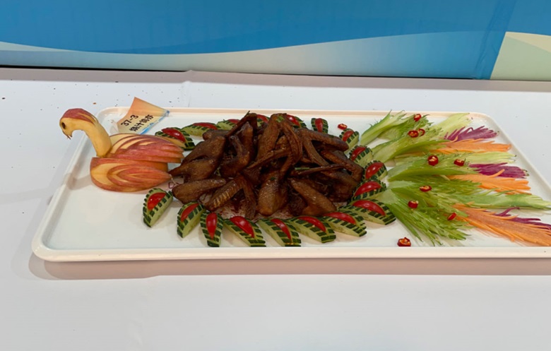 Most varieties of pigeon dishes on display | 吉尼斯世界纪录