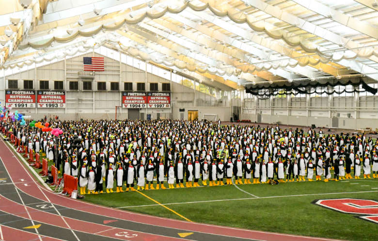 Largest gathering of people dressed as penguins | 吉尼斯世界纪录