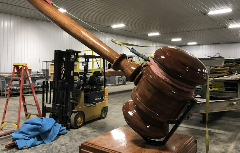 Largest gavel | 吉尼斯世界纪录